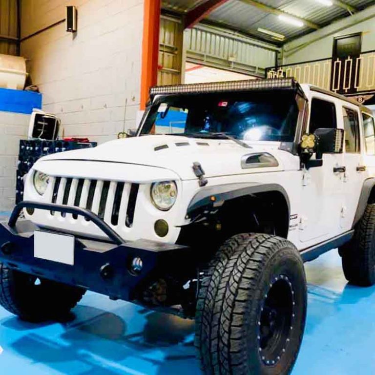 Land Rover Experts Dubai | #1 Car Workshop | Free Inspection